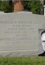 marshall-texas-street-scene-early-20th-century | WW2 Gravestone