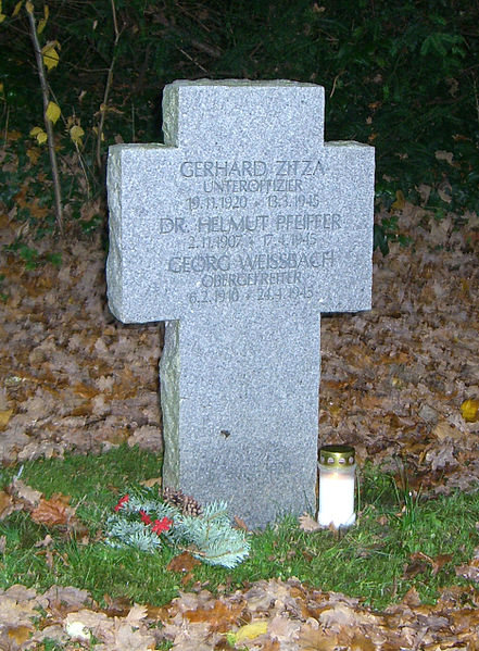 Pfeiffer, Helmut Roland Heinrich. | WW2 Gravestone