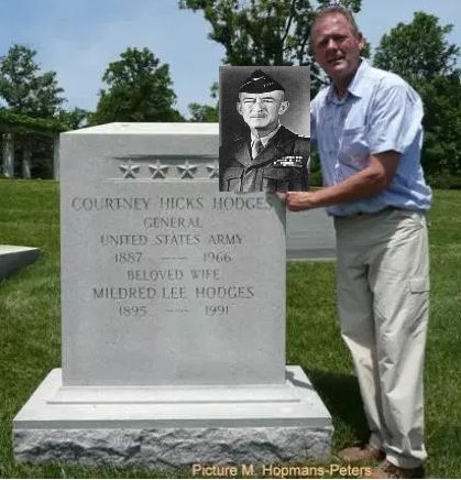 Hodges, Courtney Hicks. | WW2 Gravestone