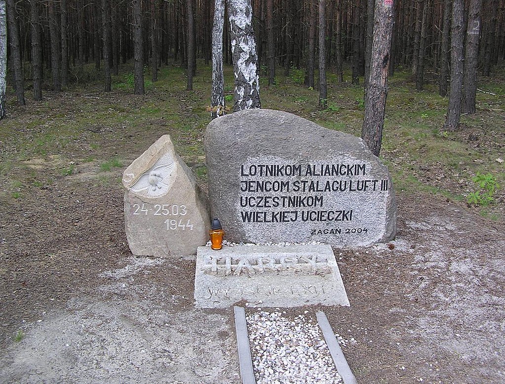 The Great Escape” from Stalag Luft III. | WW2 Gravestone