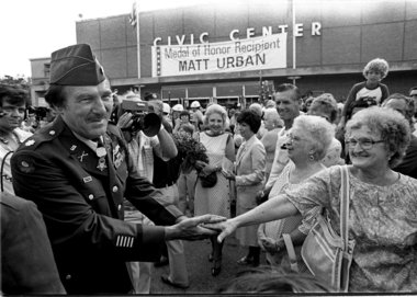 The Lieutenant Colonel Matt Urban Story. | WW2 Gravestone