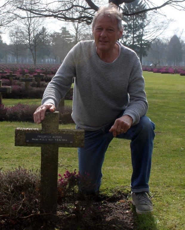 Galland, Wilhelm Ferdinand “Wutz”. | WW2 Gravestone