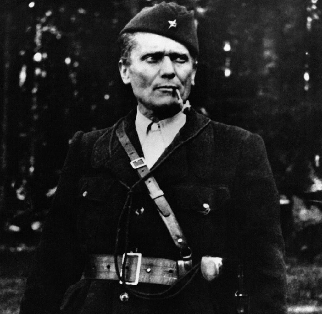 Le-Mar-chal-Tito | WW2 Gravestone