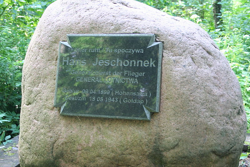 Eckhard, Christian. | WW2 Gravestone