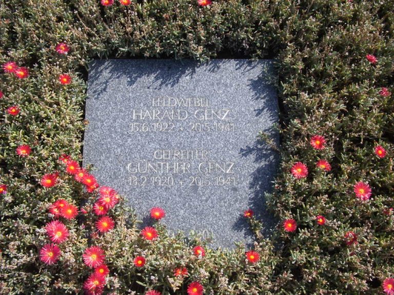 Genz, Alfred. | WW2 Gravestone
