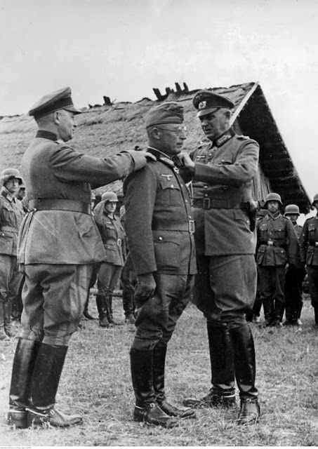 Strauss, Adolf. | WW2 Gravestone