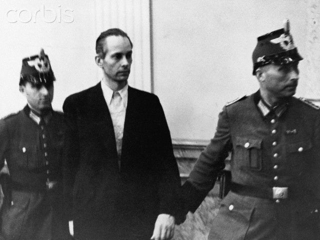 Hitler’s guillotine in Berlin: The Plötzensee prison. | WW2 Gravestone