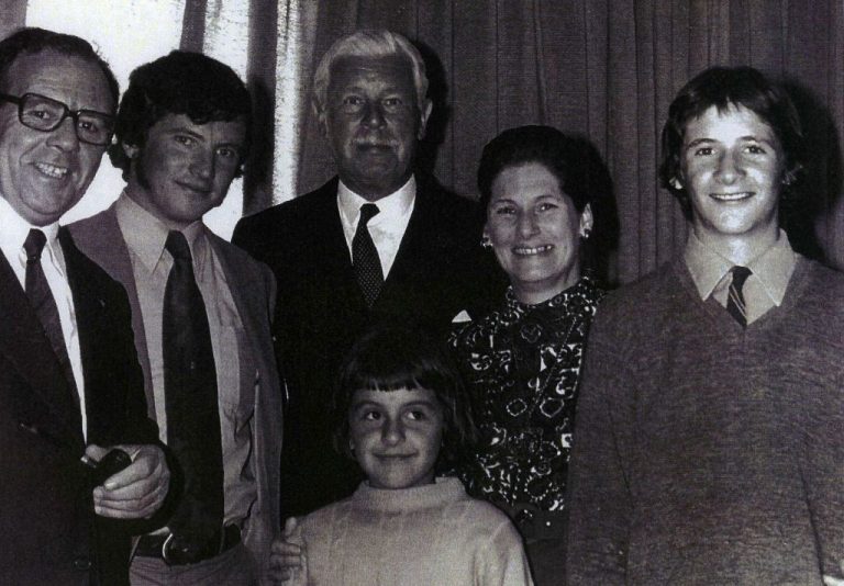 Delacombe, Sir Rohan, “Jumbo”. | WW2 Gravestone