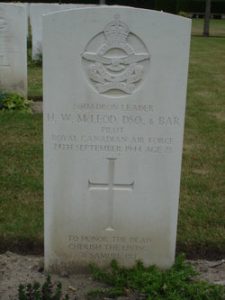 McLeod, Henry Wallace “The Eagle Of Malta”. | WW2 Gravestone