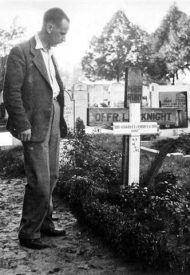 hobday graf | WW2 Gravestone