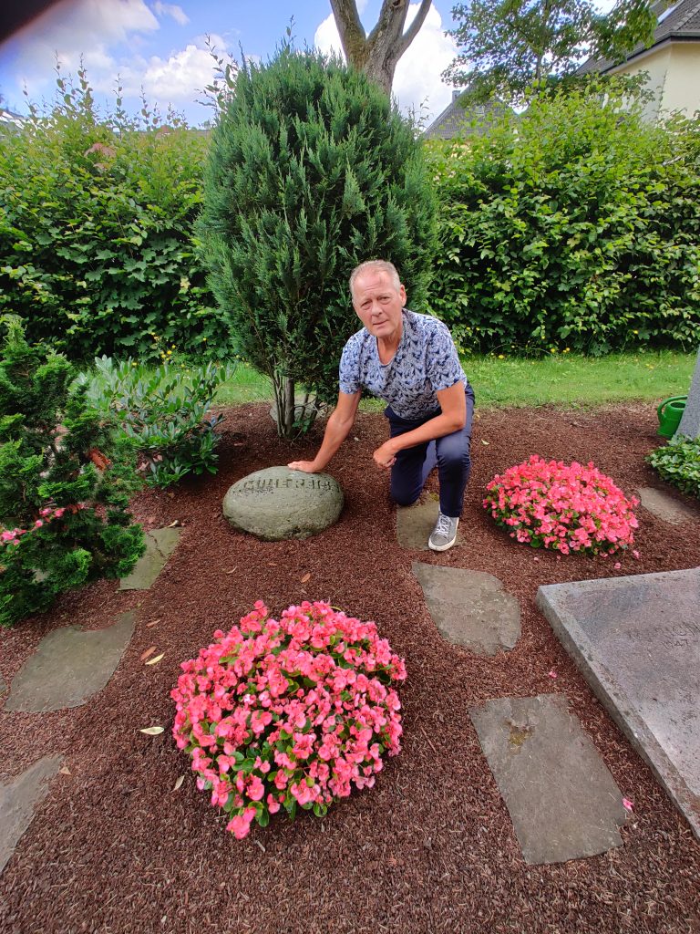 Heusermann-Reiss, Käthe. | WW2 Gravestone