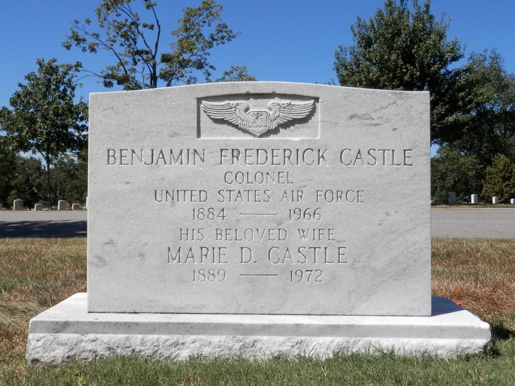 Castle, Frederick Walker. | WW2 Gravestone
