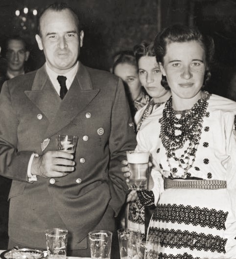 Lasch, Karl. | WW2 Gravestone