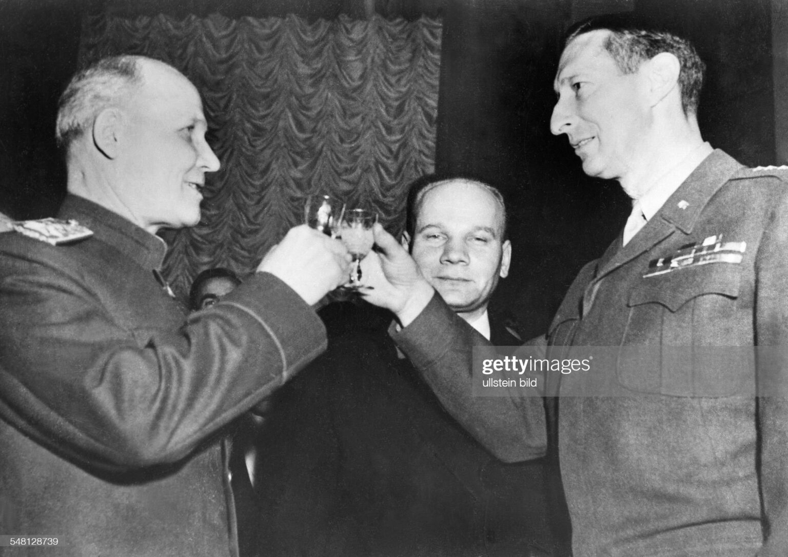 Strauss, Adolf. | WW2 Gravestone