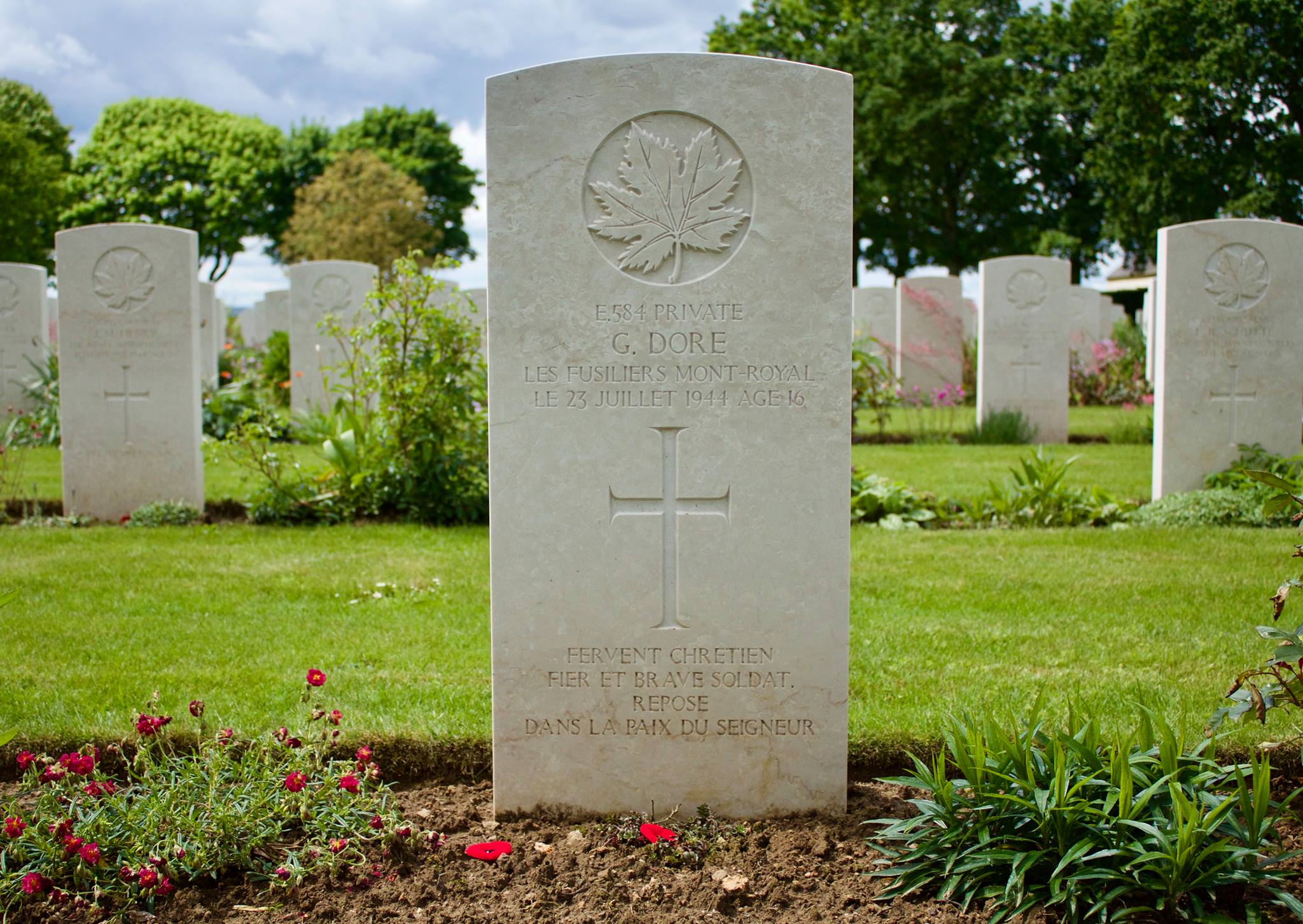 Doré, Gerard. | WW2 Gravestone