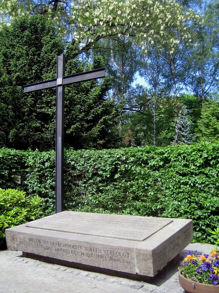 Bonhoeffer, Dietrich. | WW2 Gravestone