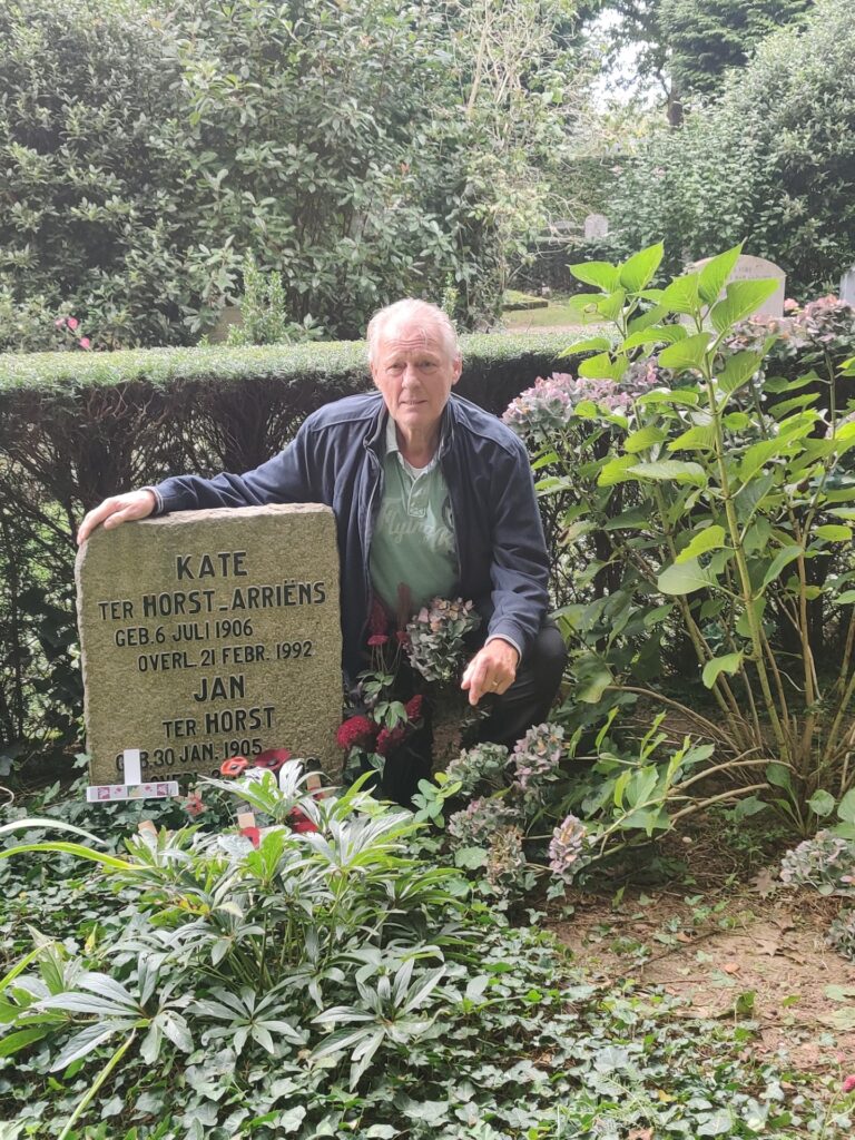 Ter Horst-Arriëns, Kate Anna “The Angel of Arnhem”. | WW2 Gravestone