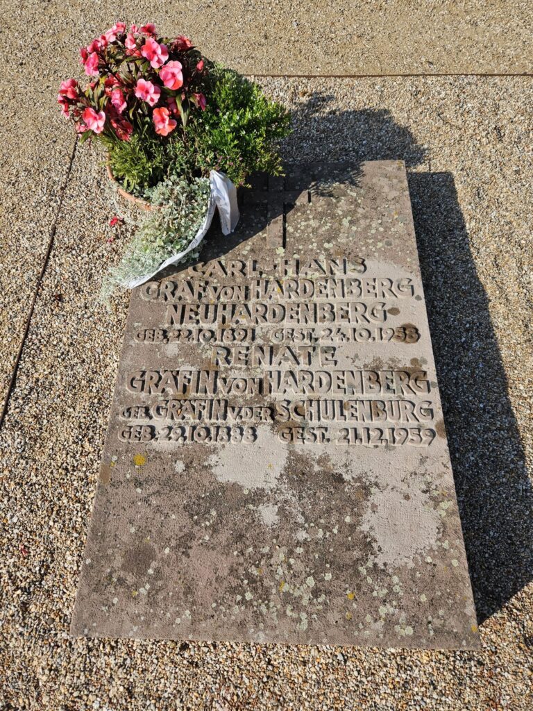 Plettenberg, Kurt Eugen Gustav Adolf Freiherr von. | WW2 Gravestone